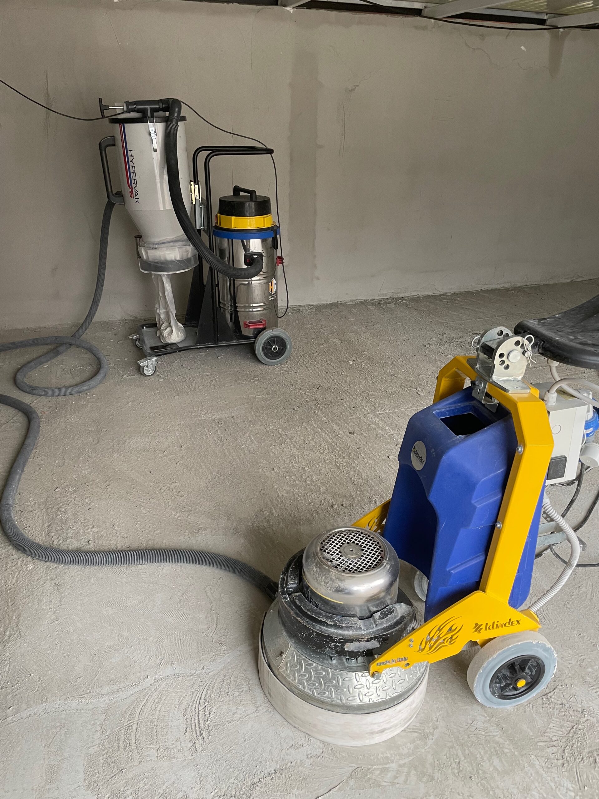 LEVIGATURA E LUCIDATURA PAVIMENTO BOX IN CEMENTO – Leviemme ...